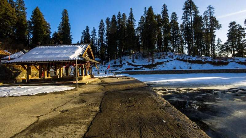 Kamrunag Lake holds treasure worth billions, try to steal it and go ...